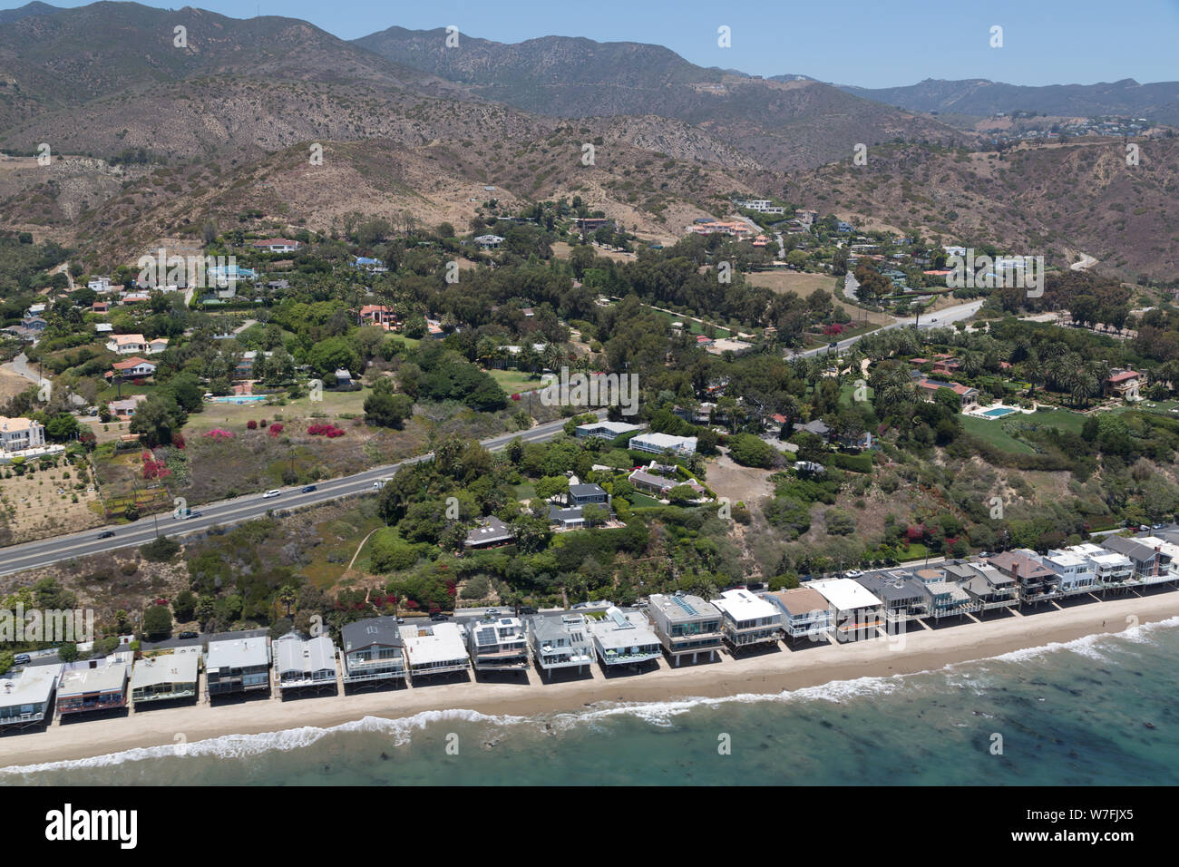 Dunes aerial pacific ocean hi-res stock photography and images - Alamy
