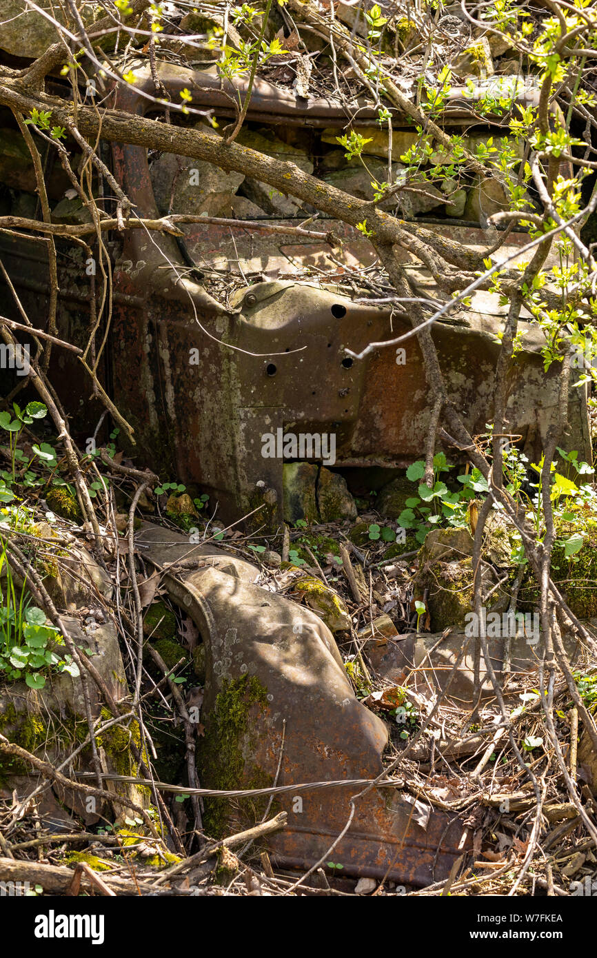 Erosion control rocks hi-res stock photography and images - Alamy