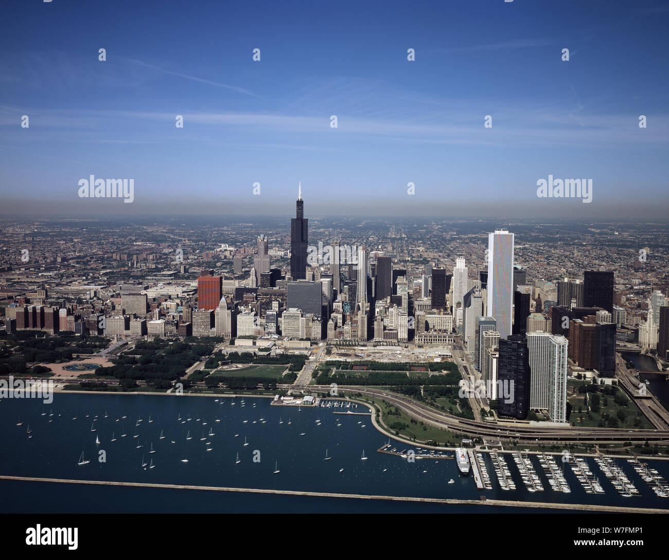 Aerial view of Chicago from Lake Michigan Stock Photo - Alamy