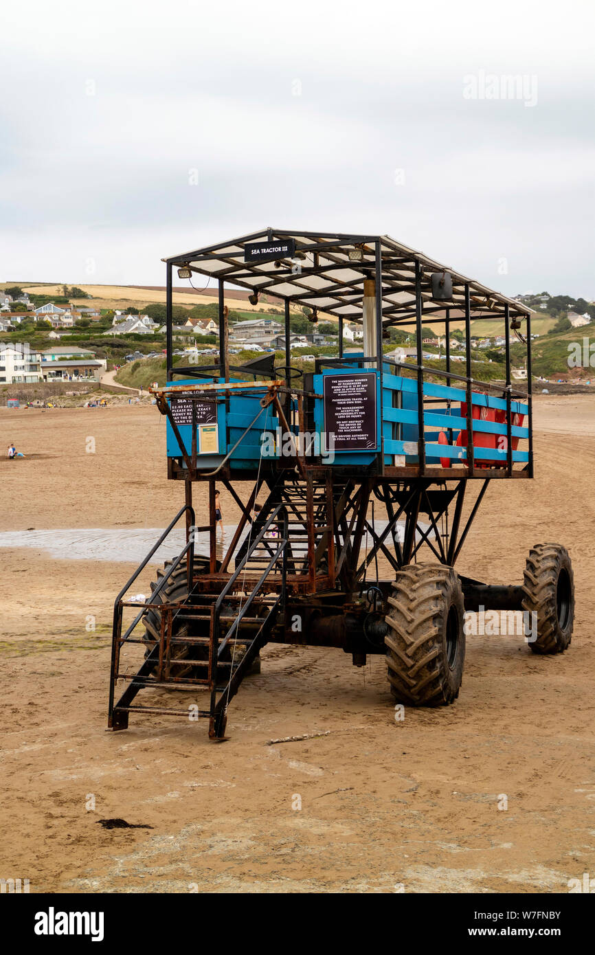 Sea tractor uk bigbury hi-res stock photography and images - Alamy
