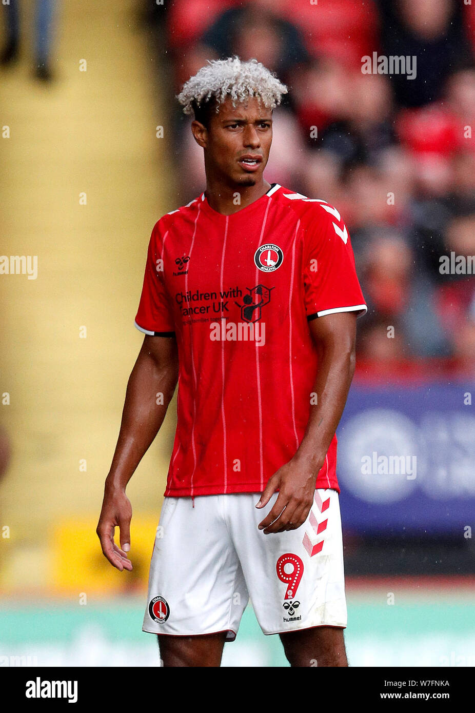 Lyle taylor of charlton athletic hi-res stock photography and images ...