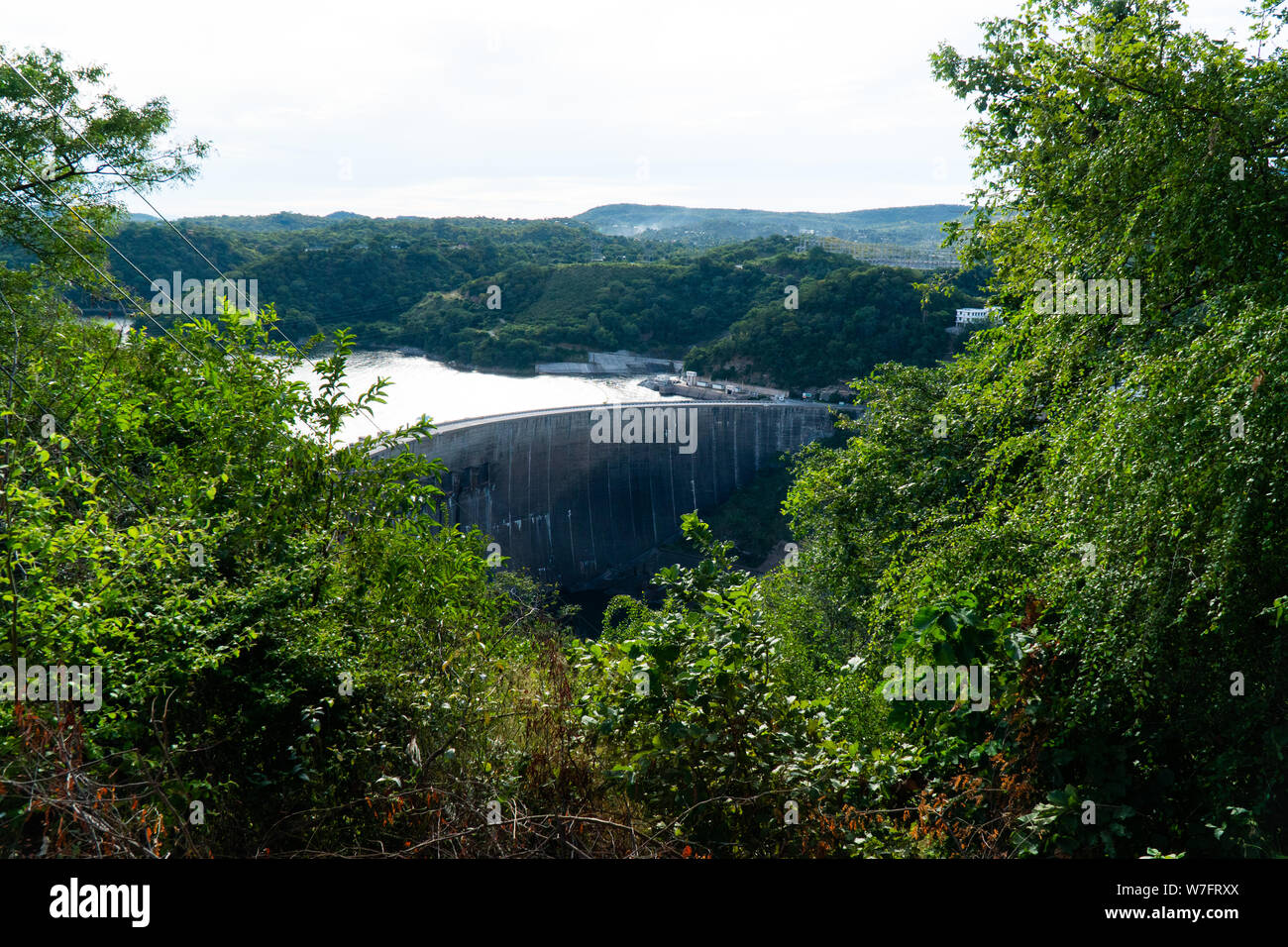 Kariba Dam, dam wall with hydroelectric plant, Zambia, Zimbabwe Stock ...