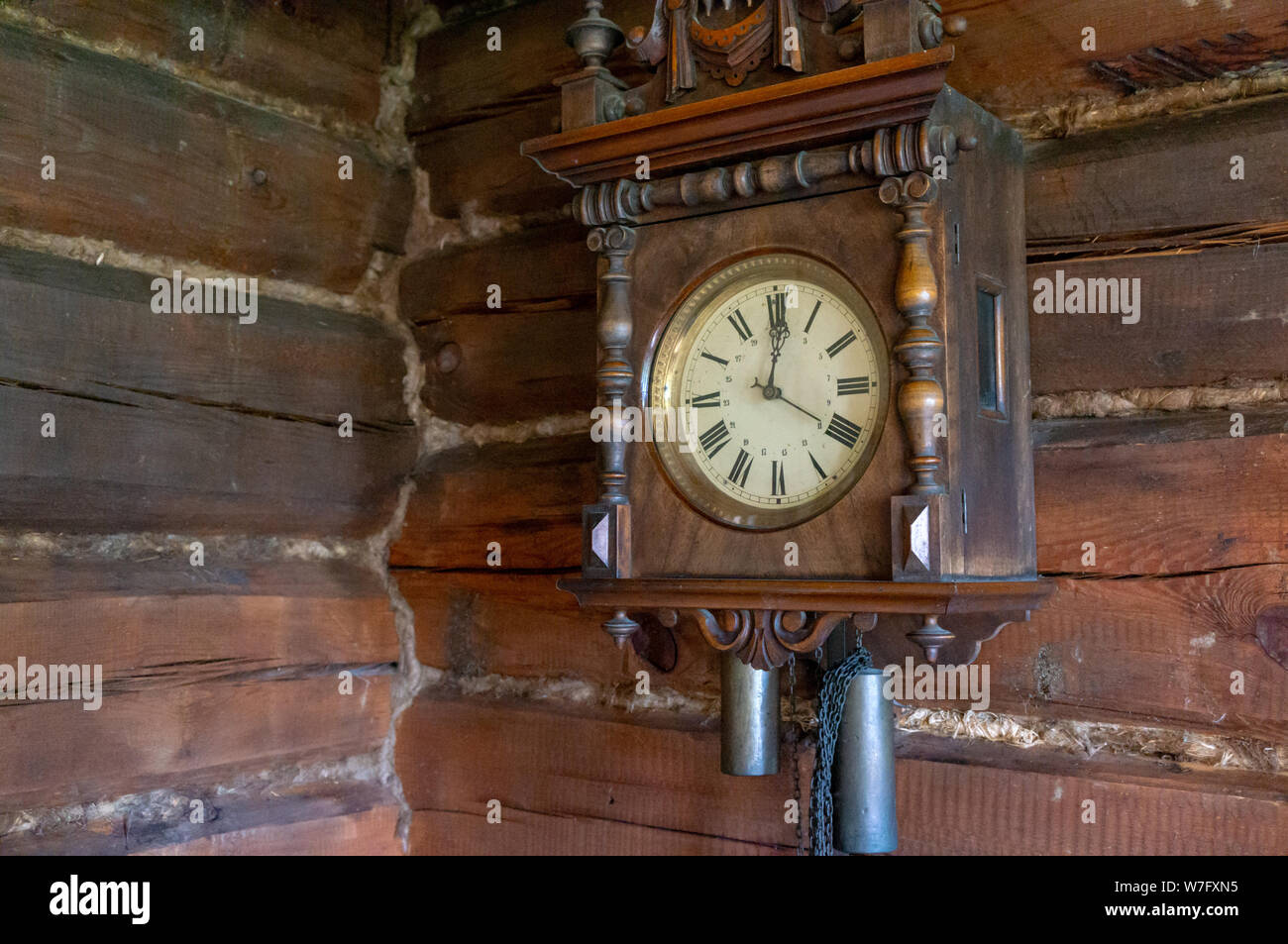 Pendulum hanging hi-res stock photography and images - Alamy