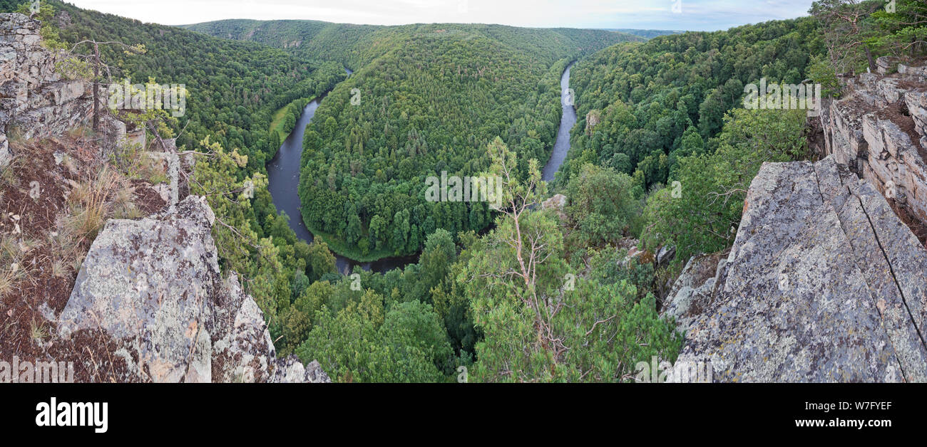 Steep valley river hi-res stock photography and images - Alamy