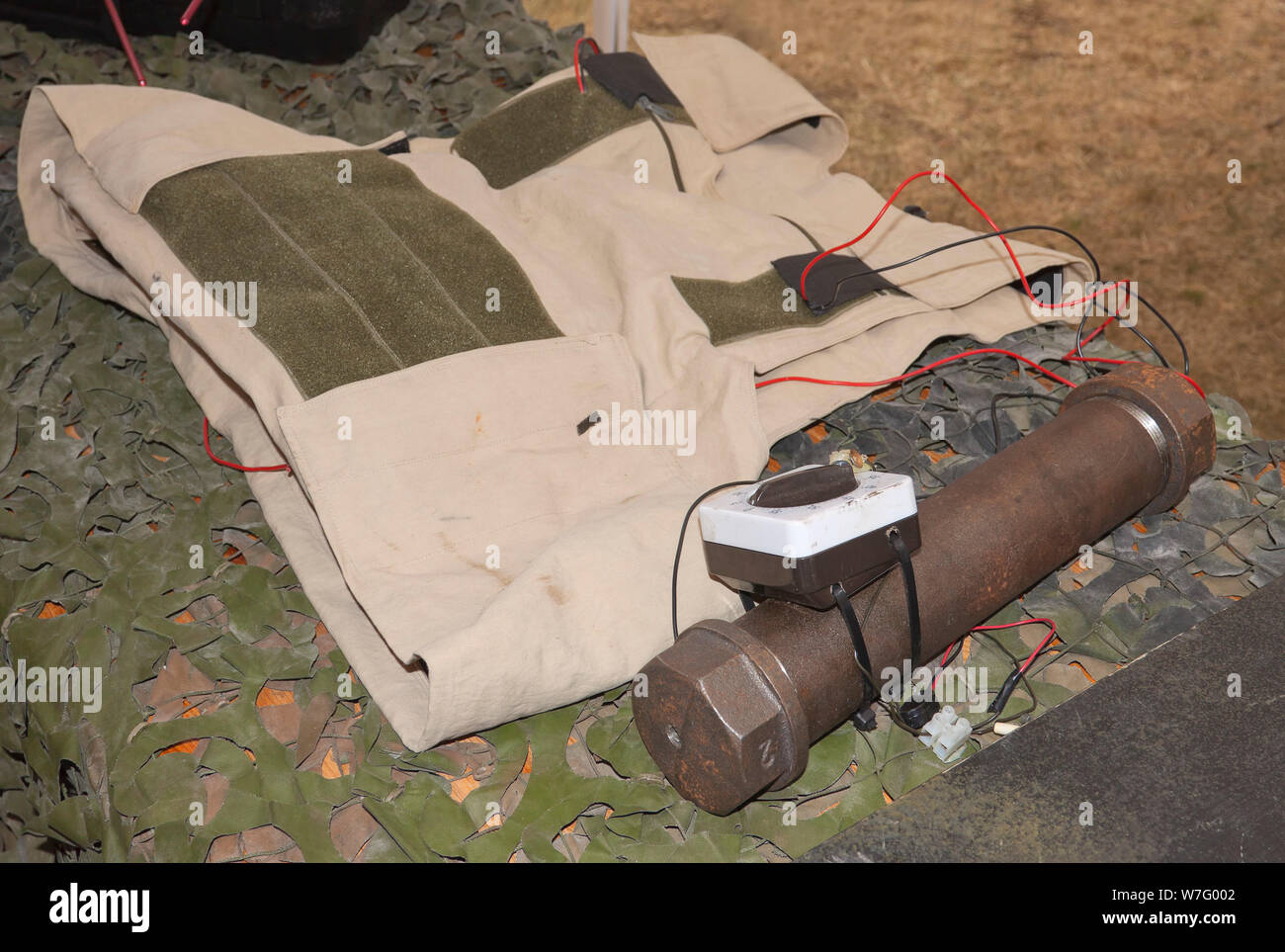 Pipe bomb with timer, Open day, Julius-Leber-Kaserne, Berlin Stock ...