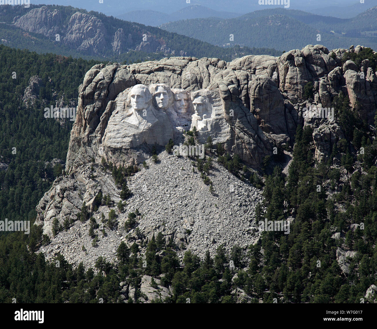 Mount rushmore aerial hi-res stock photography and images - Alamy