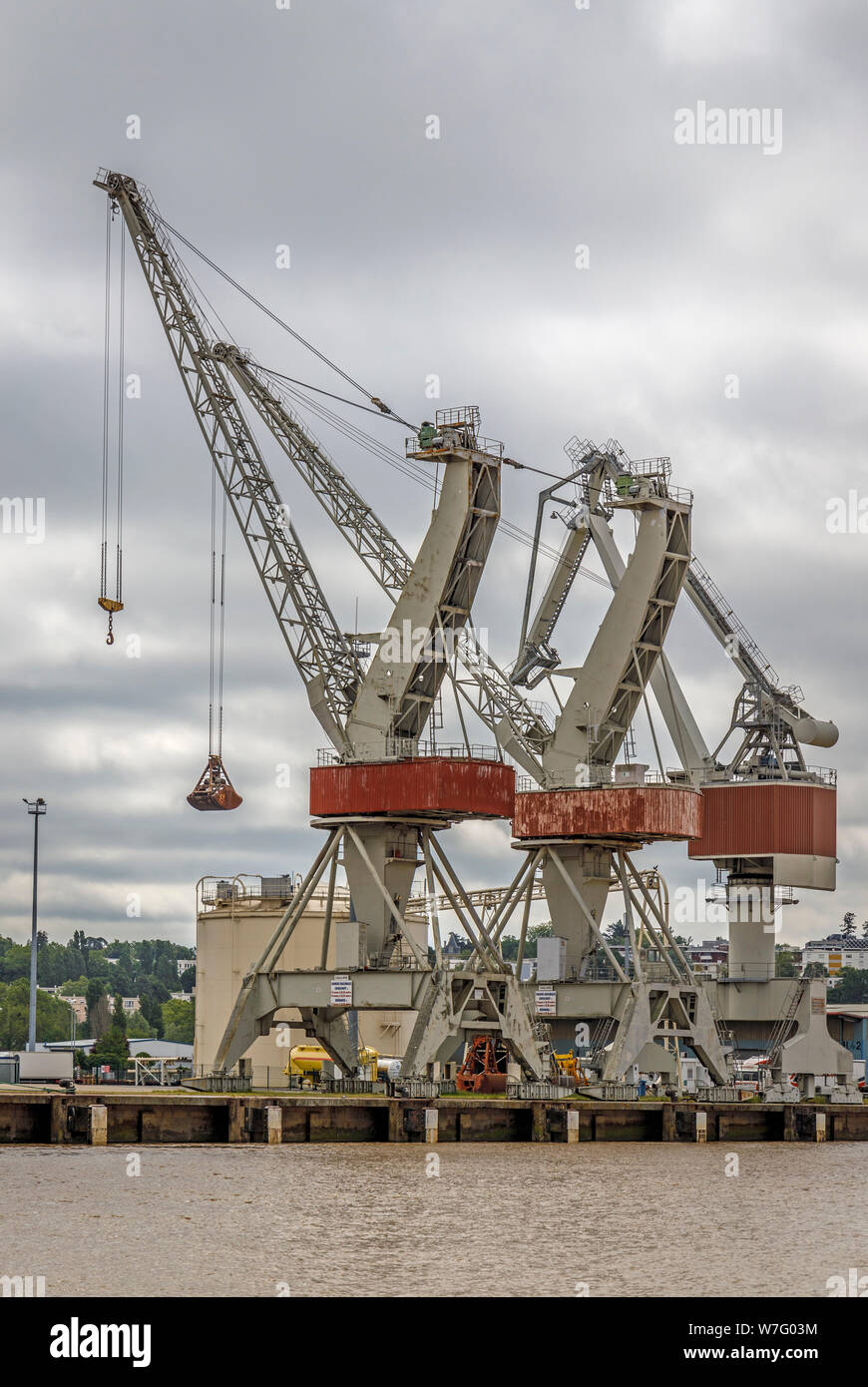 Dockside gantry cranes is use in the wharfs beside the Garonne River ...