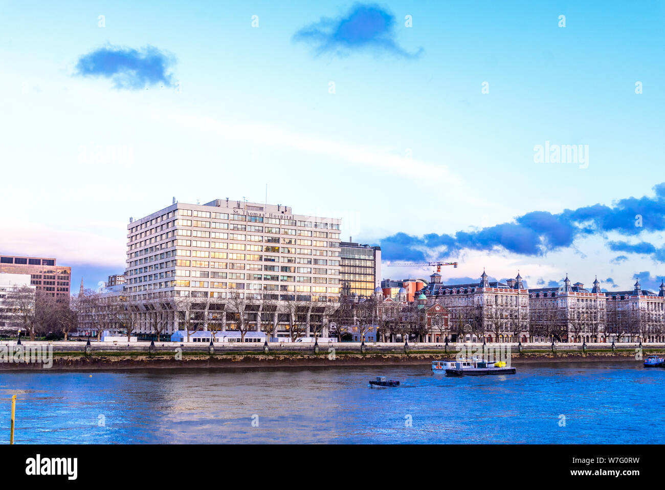 Photograph st thomas hospital hi-res stock photography and images - Alamy