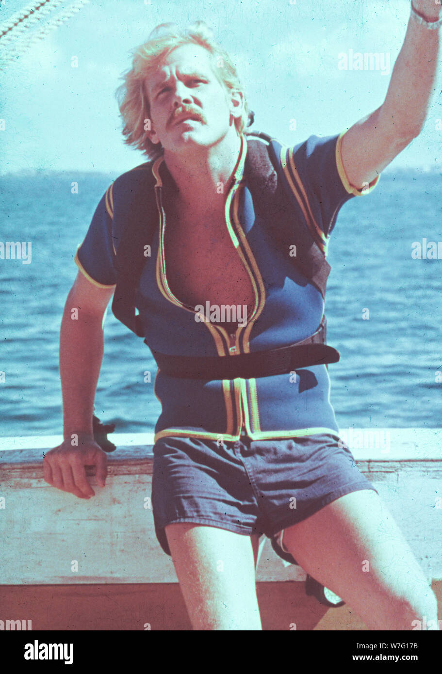 Nick nolte the deep 1977 hi-res stock photography and images - Alamy