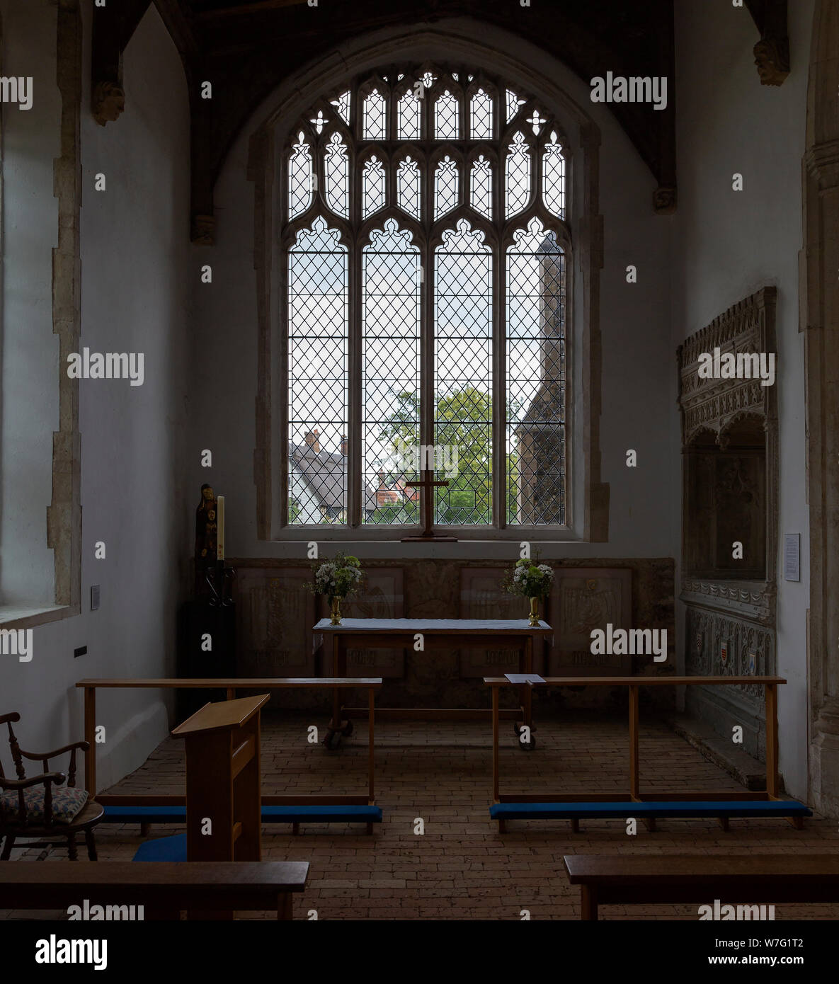 Hopton chapel window and altar, Holy Trinity church, Blythburgh ...