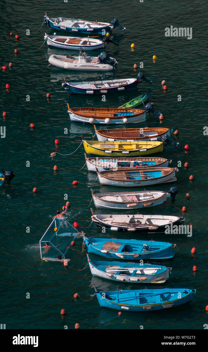 Ship boat water horizon holiday tourism hi-res stock photography and ...