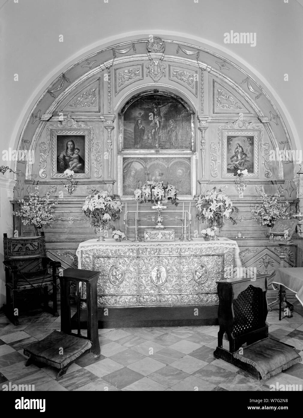 Altar in a chapel, San Juan, Puerto Rico Stock Photo - Alamy