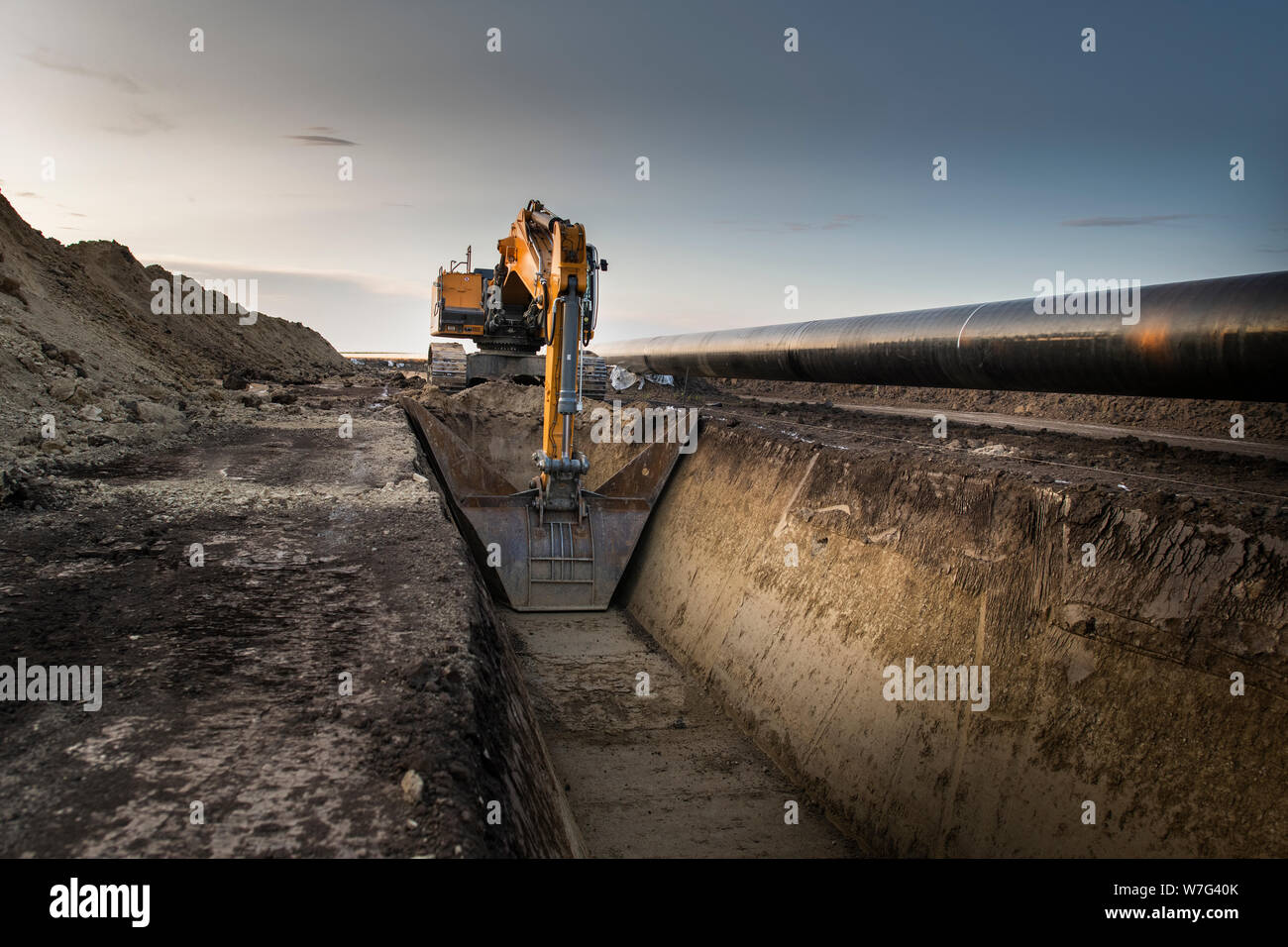Construction of a new gas pipeline Stock Photo - Alamy