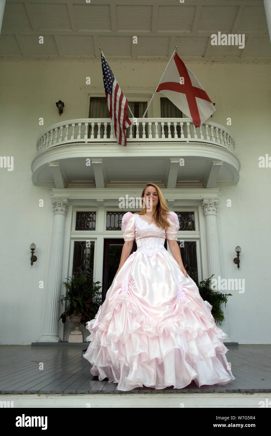 Andrea Michelle Pittman stands in front of the Shorter Mansion, Eufaula ...