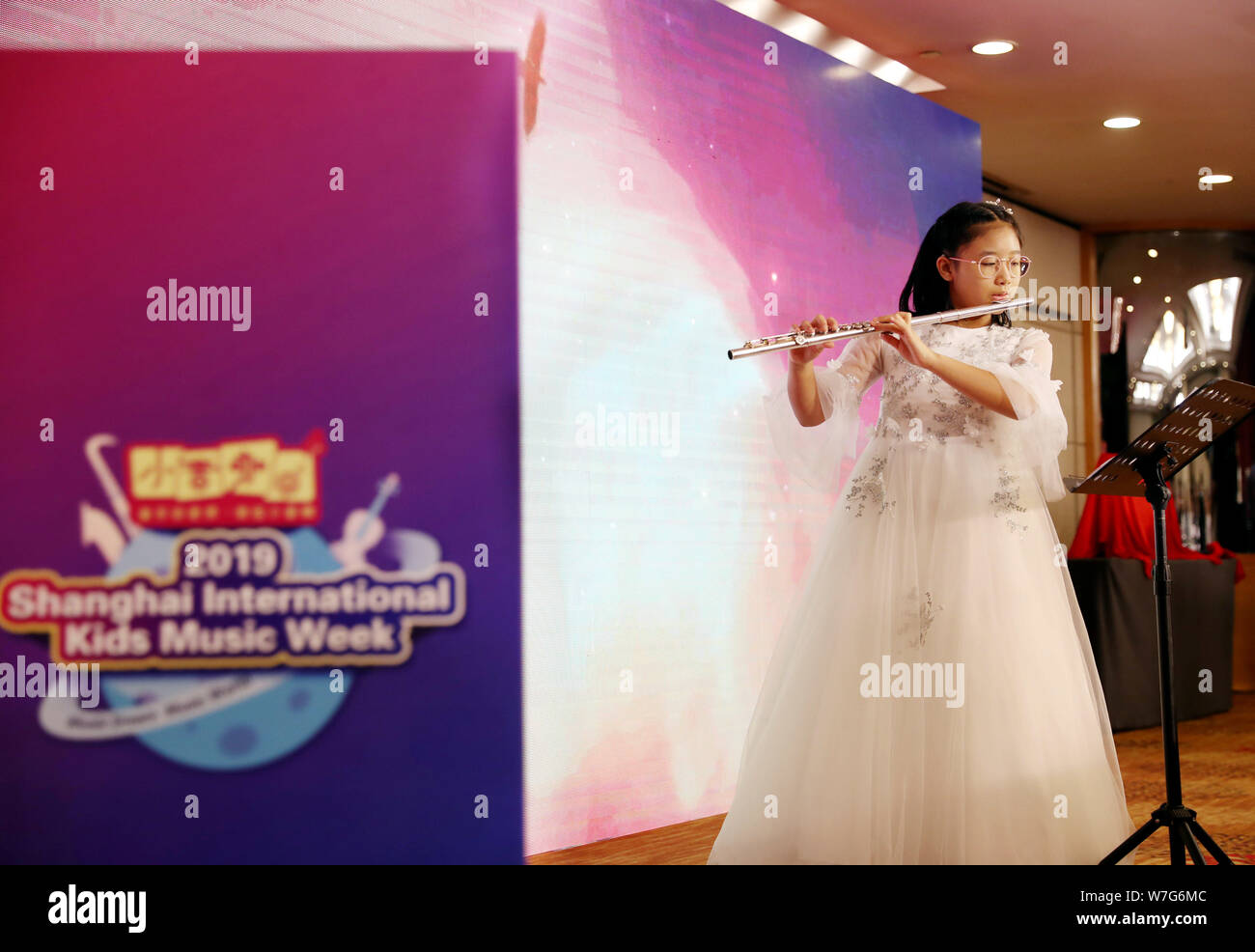 Sirui hi-res stock photography and images - Alamy