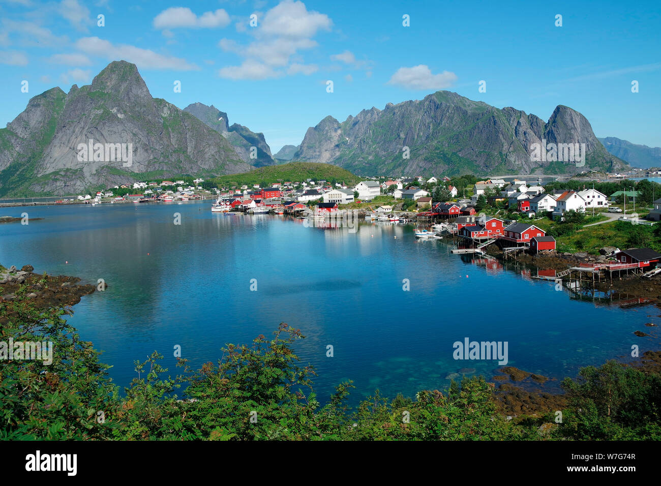 Reinefjord norwegen hi-res stock photography and images - Alamy