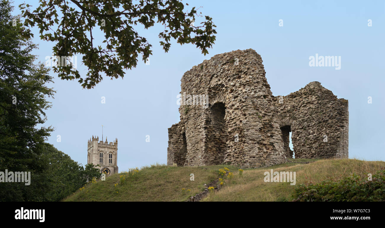 12th century norman keep hi-res stock photography and images - Alamy
