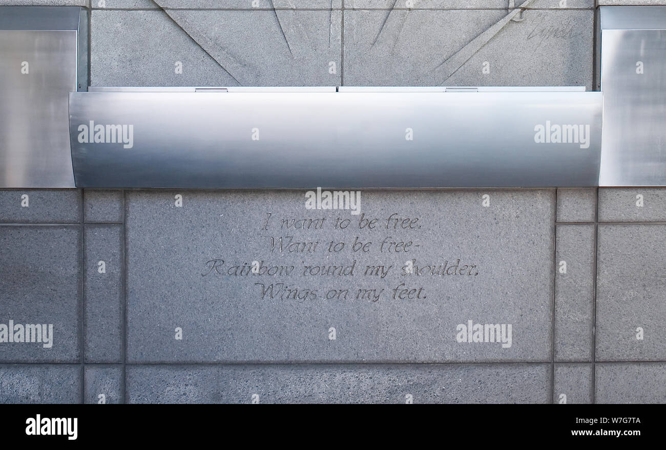 Architectural art American Song at Ted Weiss Federal Building, New York ...