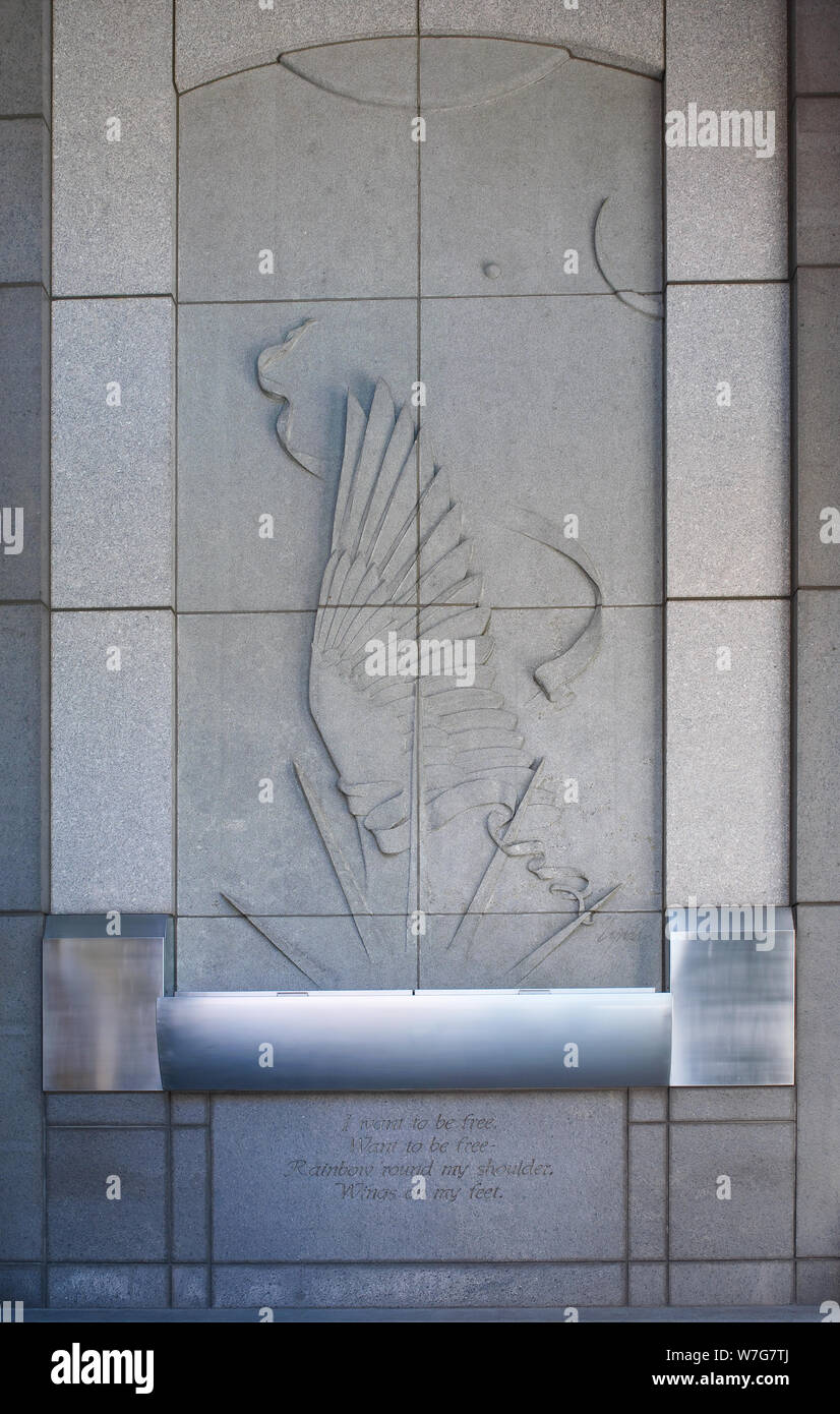 Architectural art American Song at Ted Weiss Federal Building, New York ...