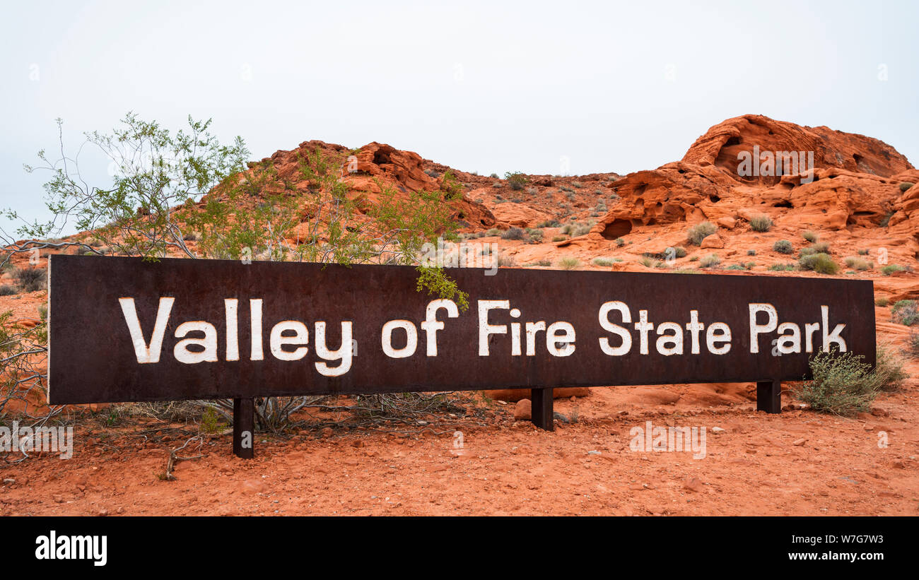 Entrance sign, Valley of Fire State Park, Nevada USA Stock Photo - Alamy