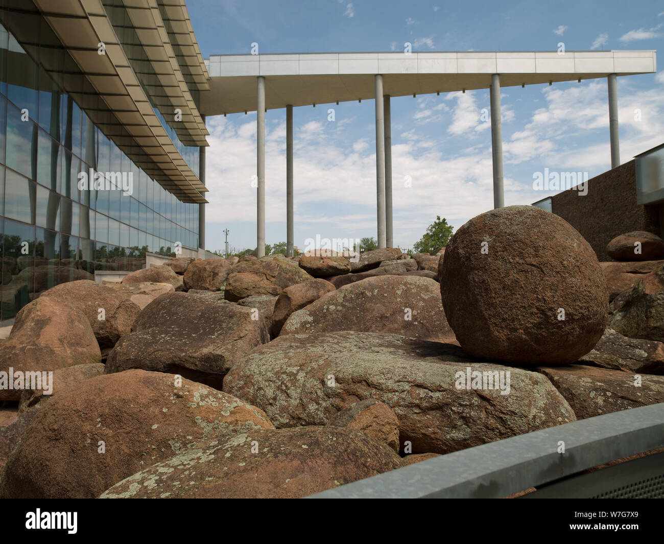 Architectural art Foundation at Federal Building, Oklahoma City ...