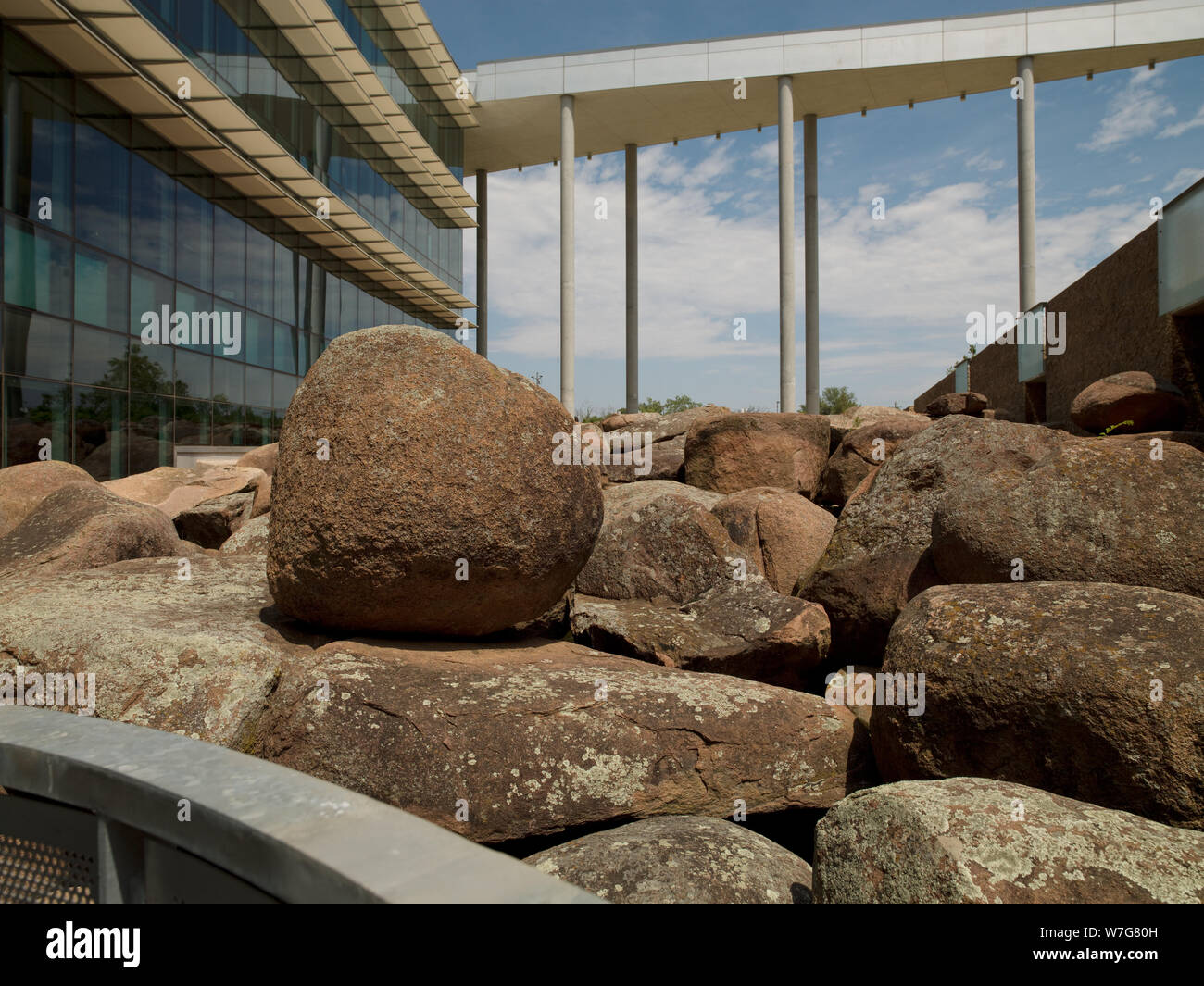 Architectural art Foundation at Federal Building, Oklahoma City ...