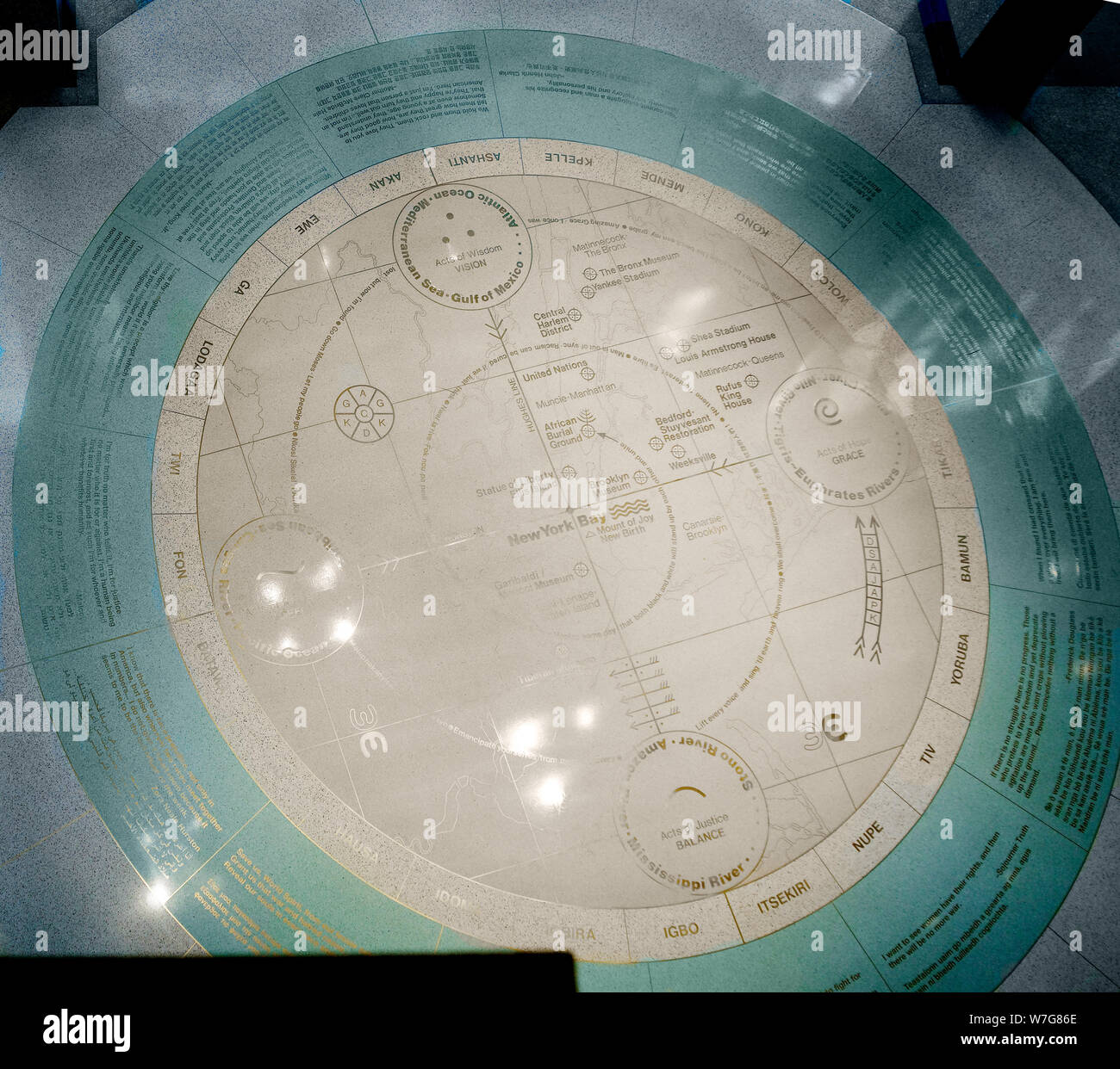 Architectural art The New Ring Shout at Ted Weiss Federal Building, New ...