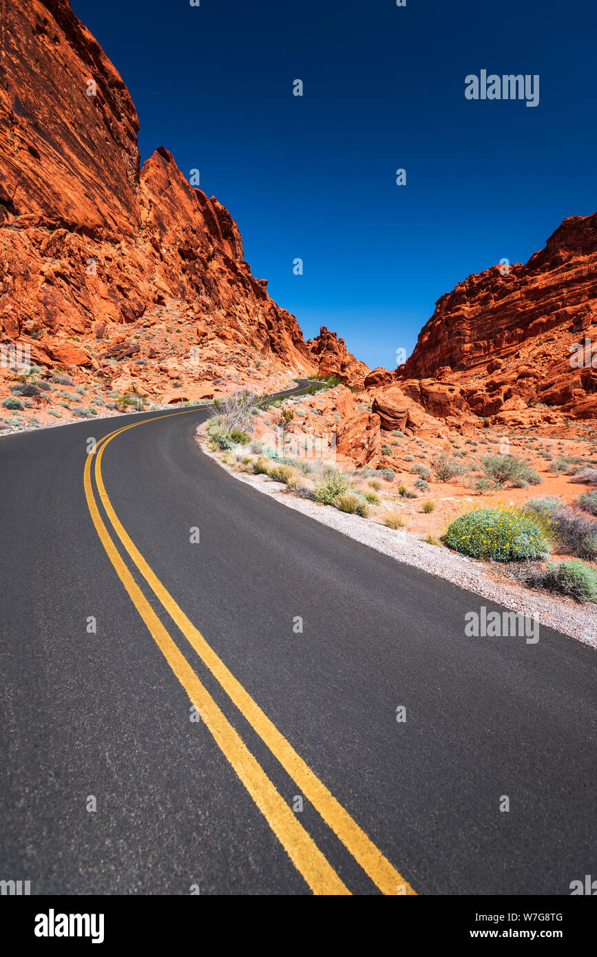 Park scenic byway, Valley of Fire State Park, Nevada USA Stock Photo ...