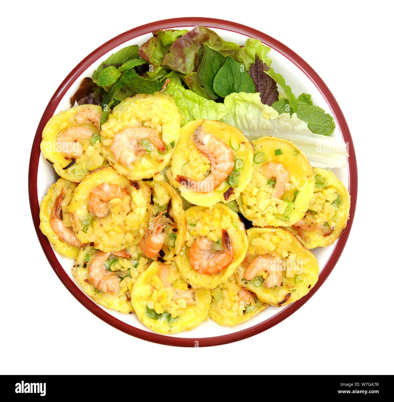 Vietnamese steamed rice pancake hi-res stock photography and images - Alamy