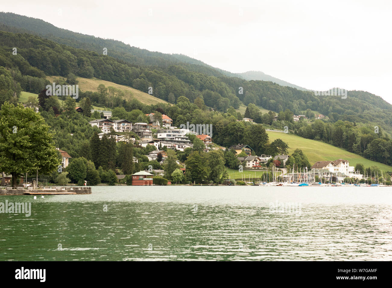 Town along lake mondsee hi-res stock photography and images - Alamy
