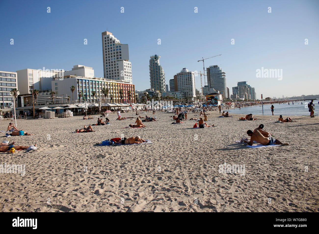 Strand von Tel Aviv, Mittelmeer, Israel/ beach of Tel Aviv with the ...
