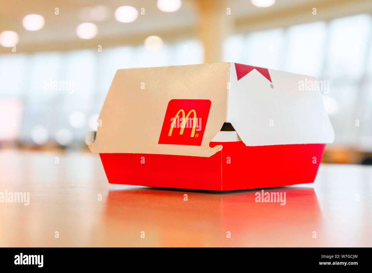 Mcdonalds Big Mac Box High Resolution Stock Photography and Images - Alamy