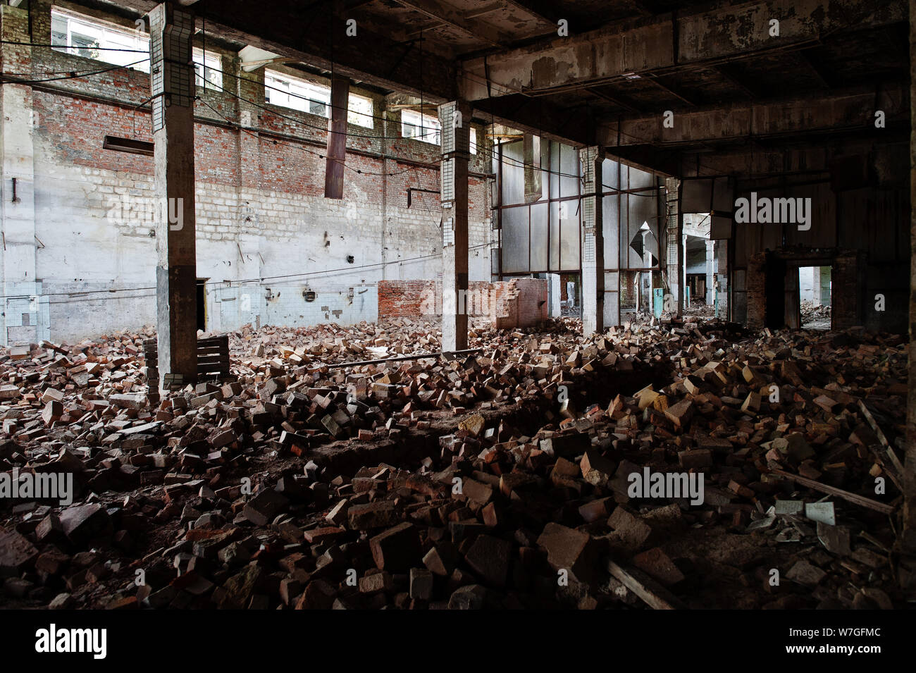 Industrial interior of an old abandoned factory Stock Photo - Alamy