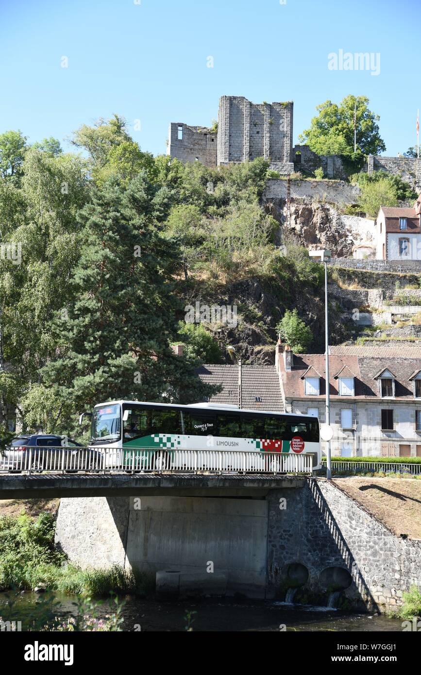 The tapestry capital of Aubusson on the River Creuse, Nouvelle ...