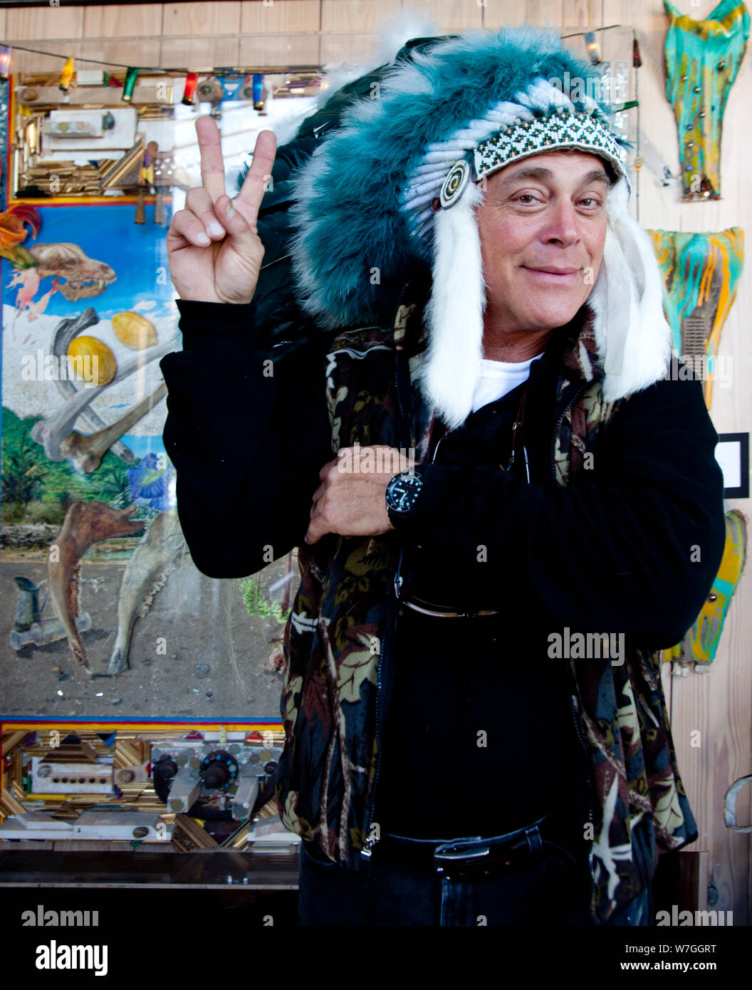 Artist Nall poses with his art, Fairhope, Alabama Stock Photo - Alamy