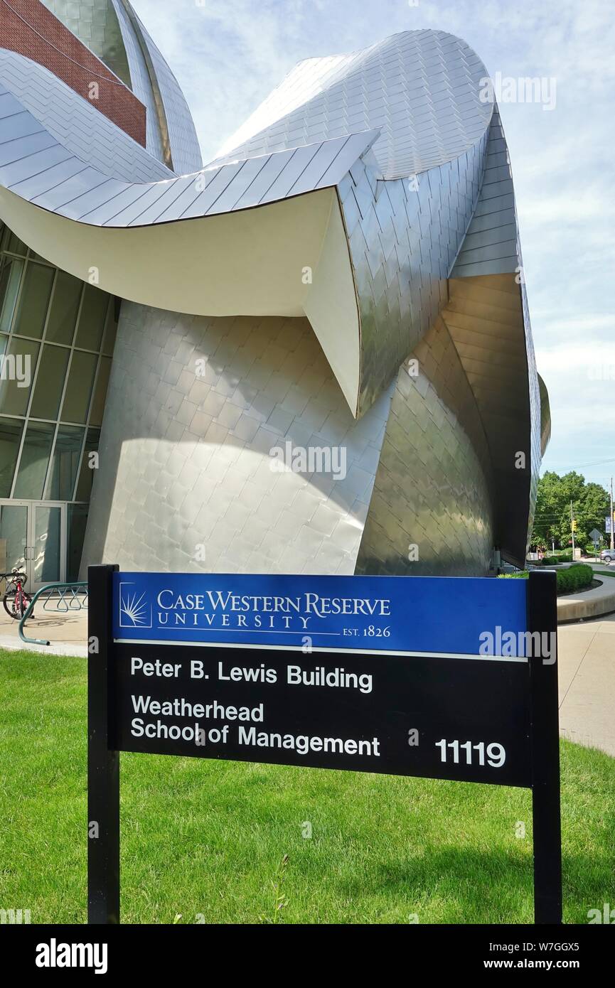 Case western reserve campus hi-res stock photography and images - Alamy