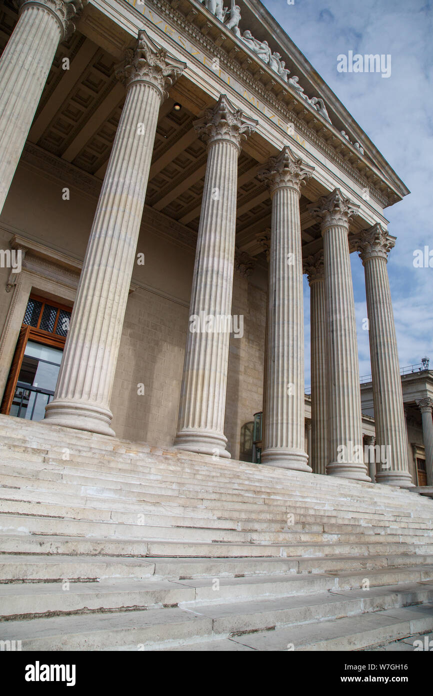 Supreme court of ancient athens hi-res stock photography and images - Alamy