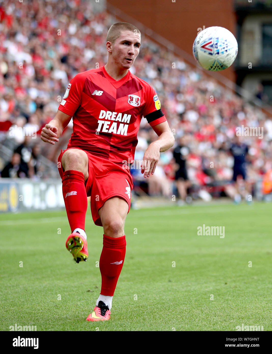 Leyton orients sam ling hi-res stock photography and images - Alamy