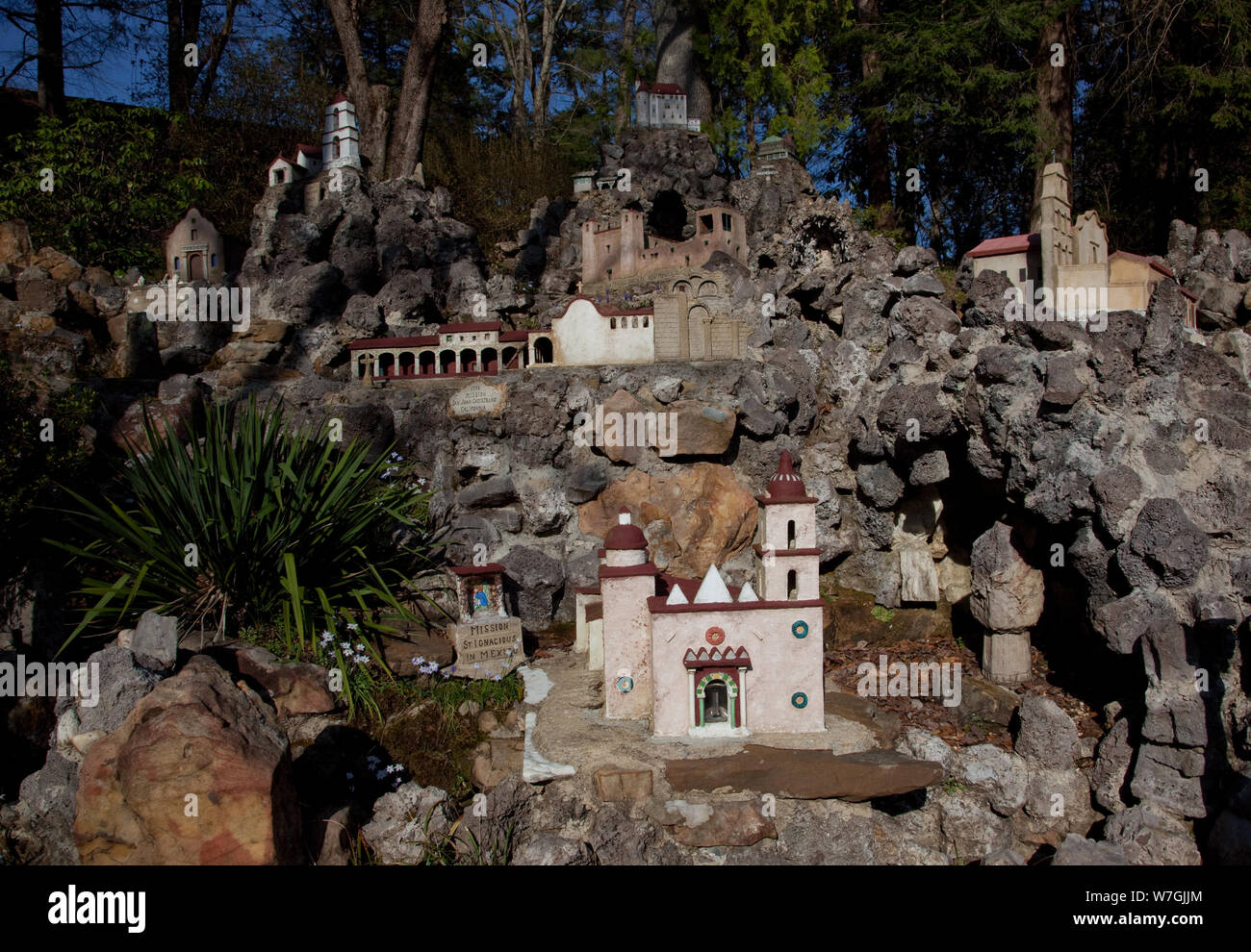 Ave maria grotto hi-res stock photography and images - Alamy