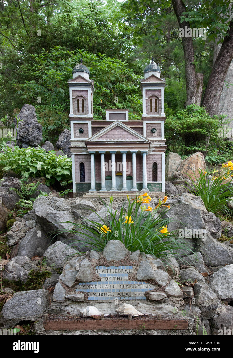 Ave Maria Grotto, Cullman, Alabama Stock Photo - Alamy