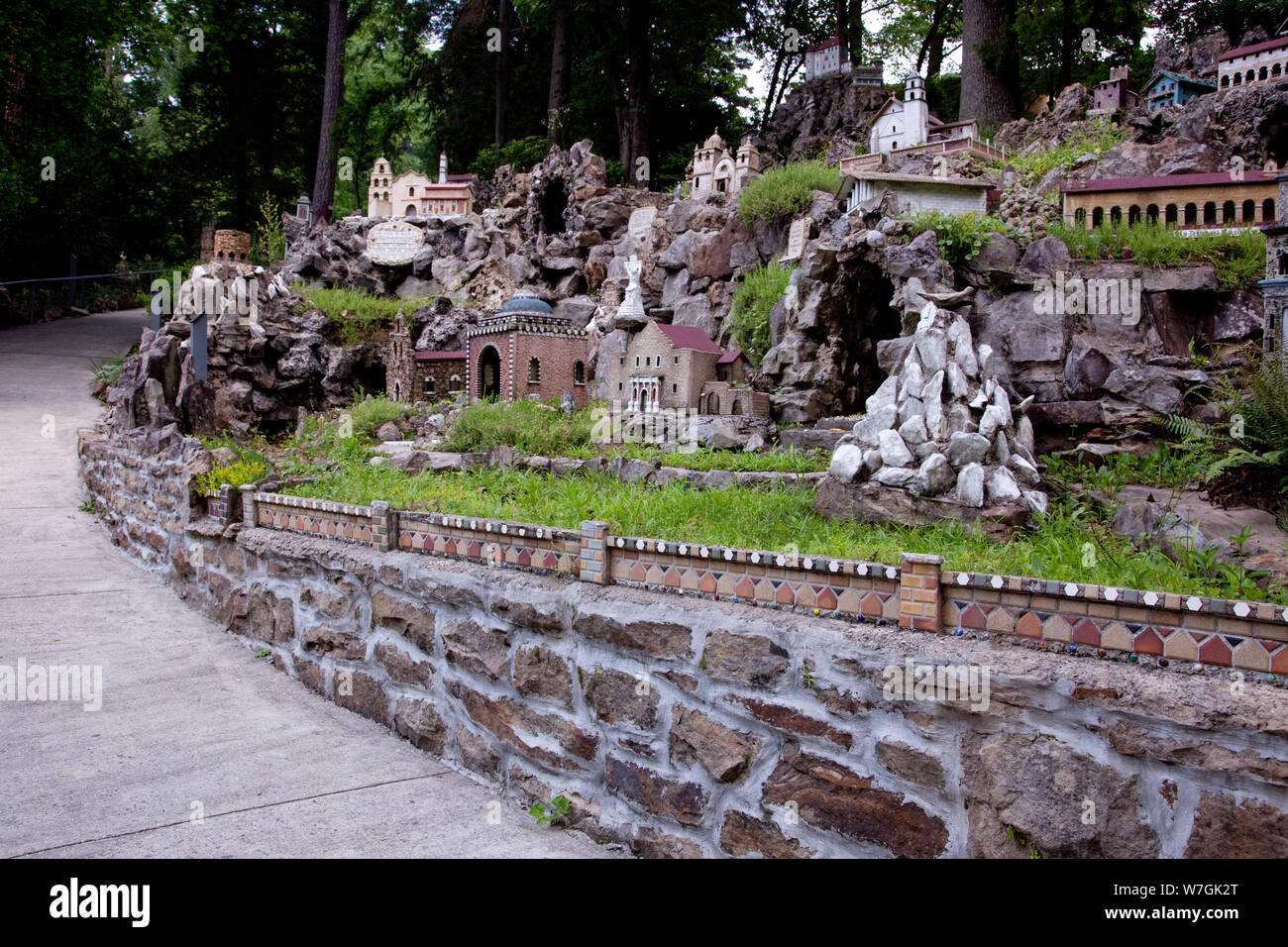 Ave Maria Grotto, Cullman, Alabama Stock Photo - Alamy