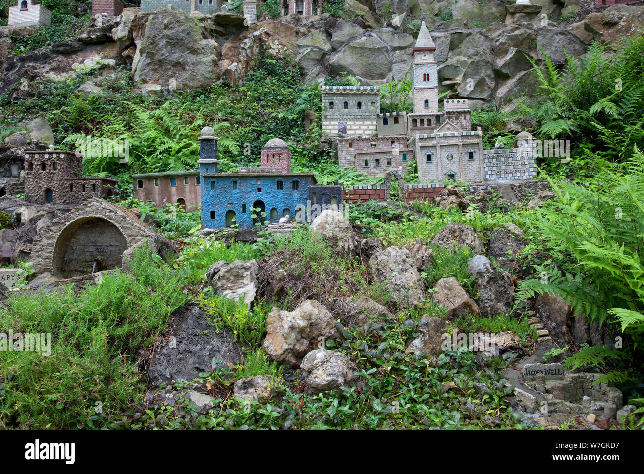 Ave Maria Grotto, Cullman, Alabama Stock Photo - Alamy