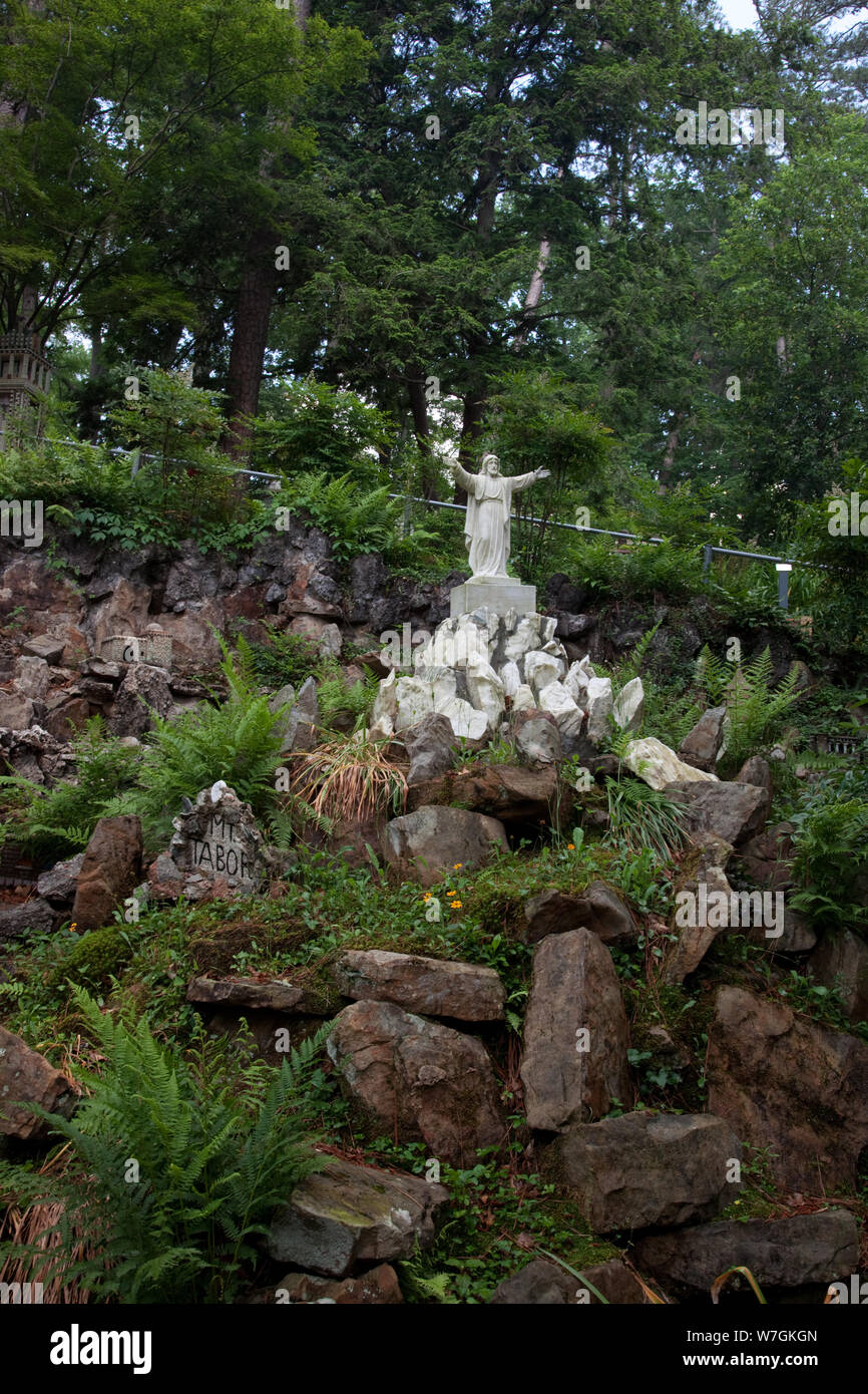Ave Maria Grotto, Cullman, Alabama Stock Photo - Alamy