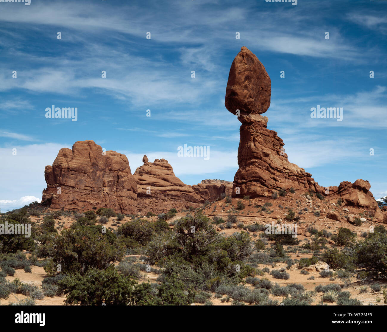 Balancing rock formation in arches hi-res stock photography and images ...