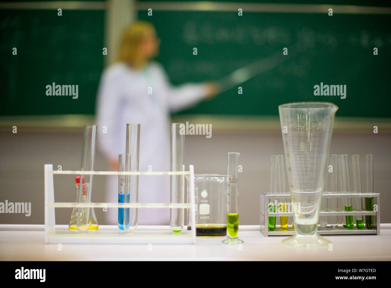 Test tubes and conical flasks in a science classroom Stock Photo - Alamy