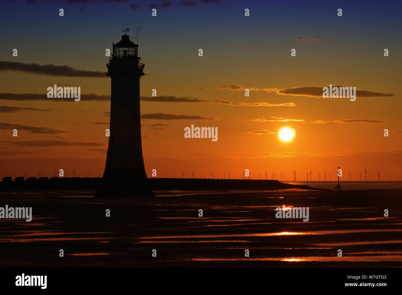 Perch rock lighthouse hi-res stock photography and images - Alamy