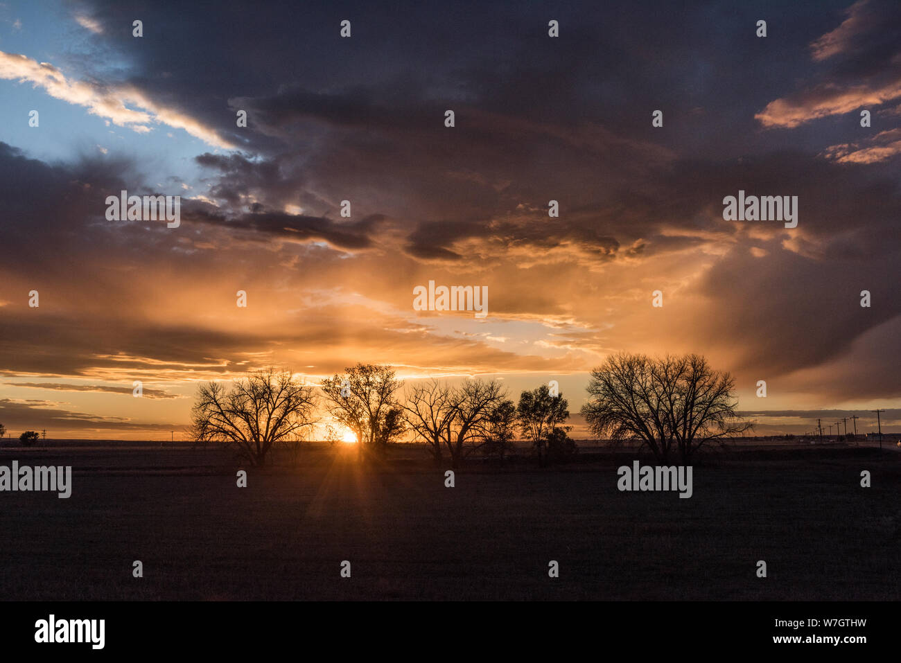 Beautiful sunset near the town of Ovid (and close to the Nebraska ...