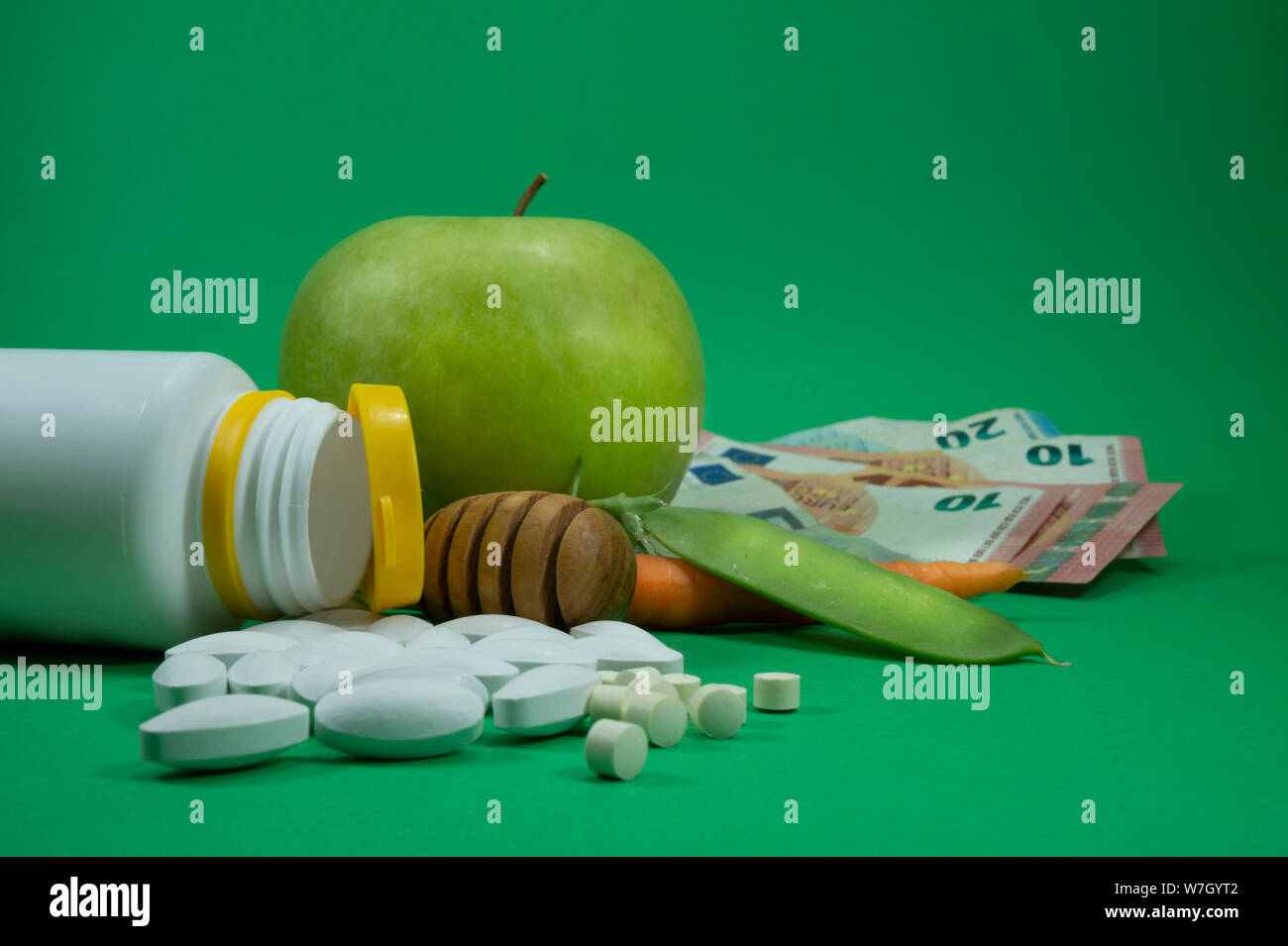 Medication pod hi-res stock photography and images - Alamy