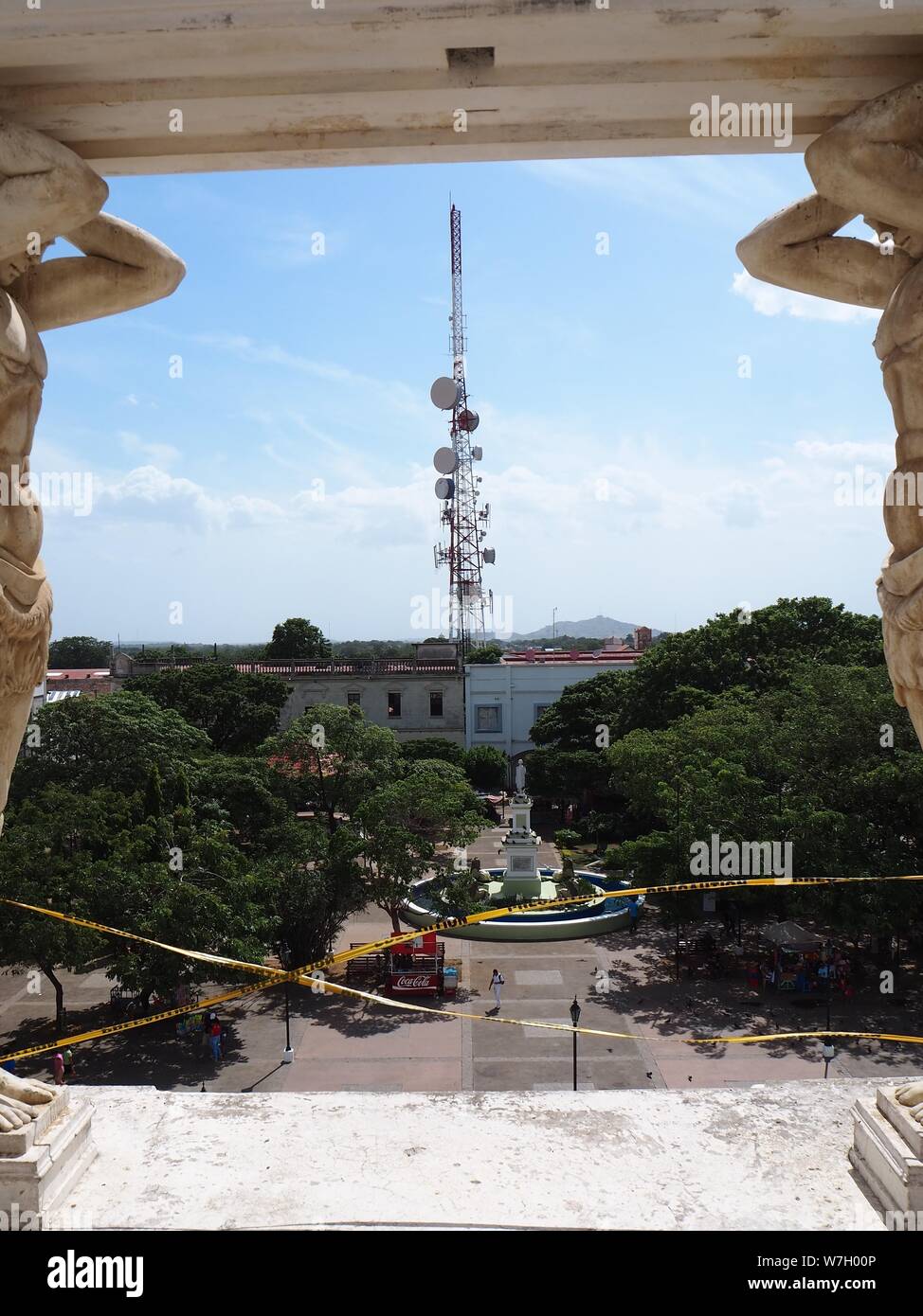 Nicaragua, Leon, Cenrtal America. Cathedral, statue, communications ...