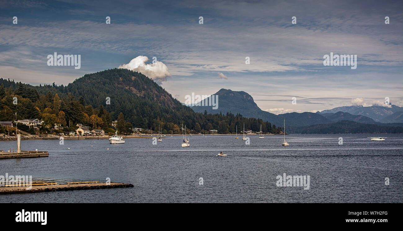 Gibsons bc hi-res stock photography and images - Alamy